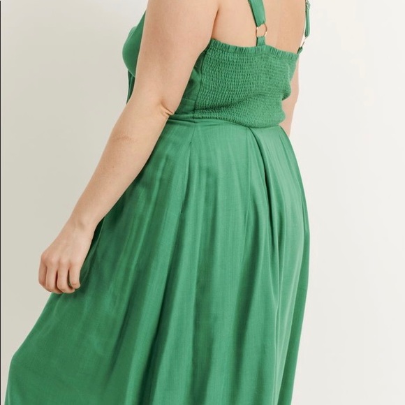 Gilli clothing | Dresses | Plus Size Gilli Peek A Boo Keyhole And Bow ...